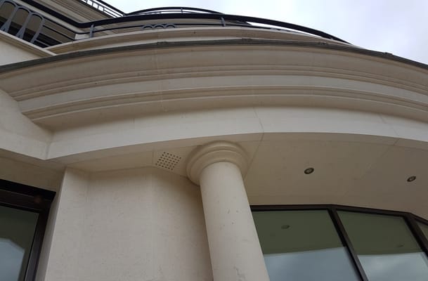 DÉCORATION EXTÉRIEURE